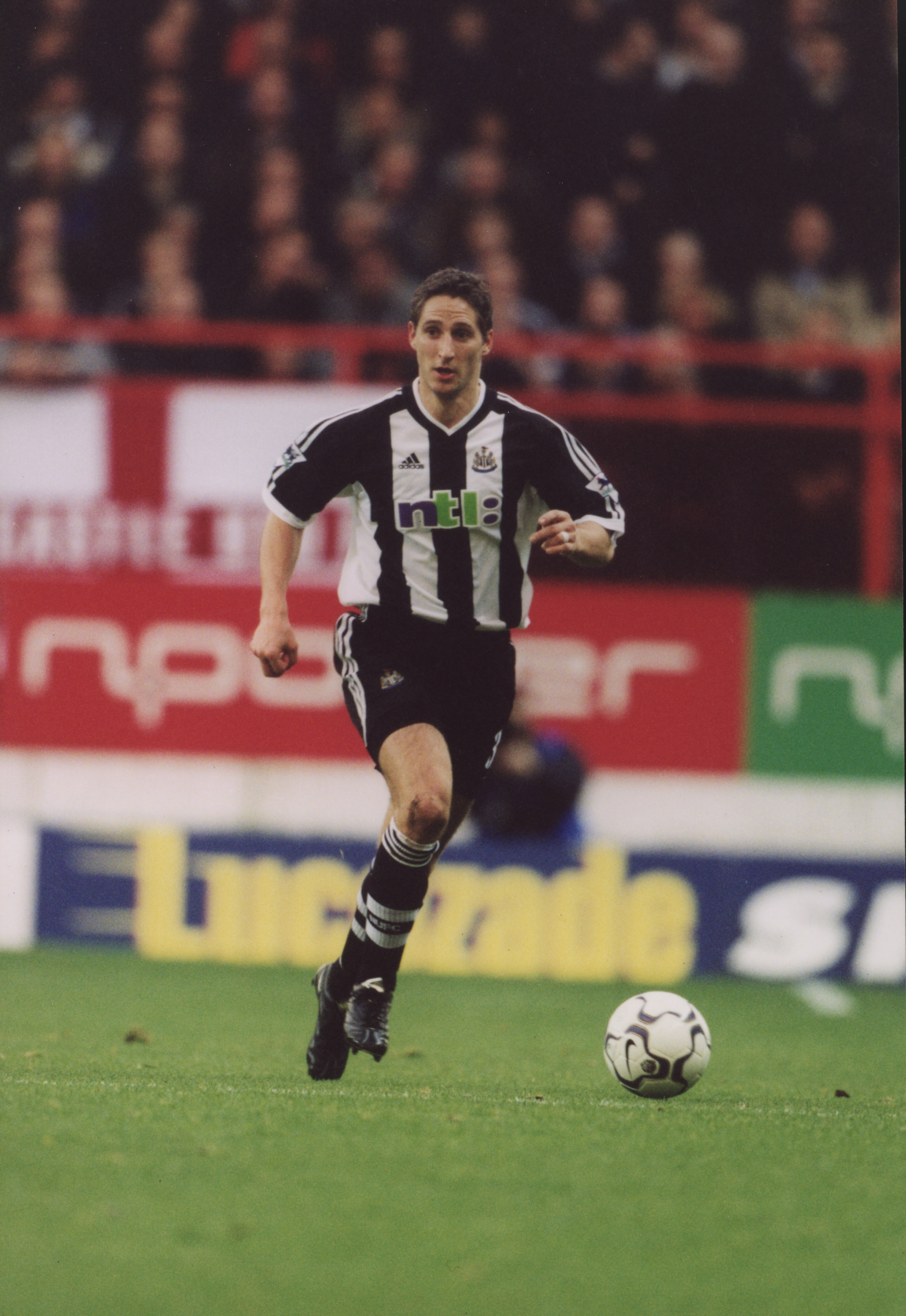 Robbie Elliott receives North East Football writers recognition