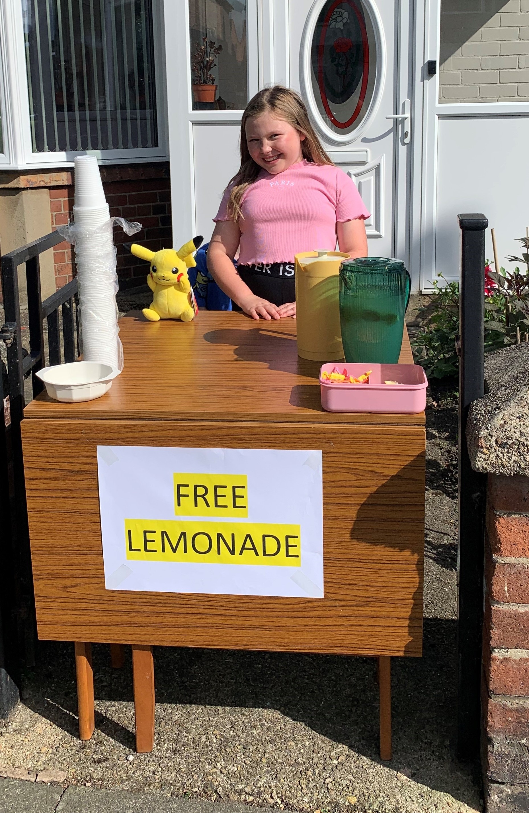 EMMA THE LEMONADE ENTREPRENEUR!